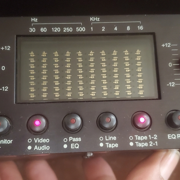 audio source | Other | Audiosource Model Eq Eleven 1 Graphic Equalizer Spectrum Analyzer | Poshmark